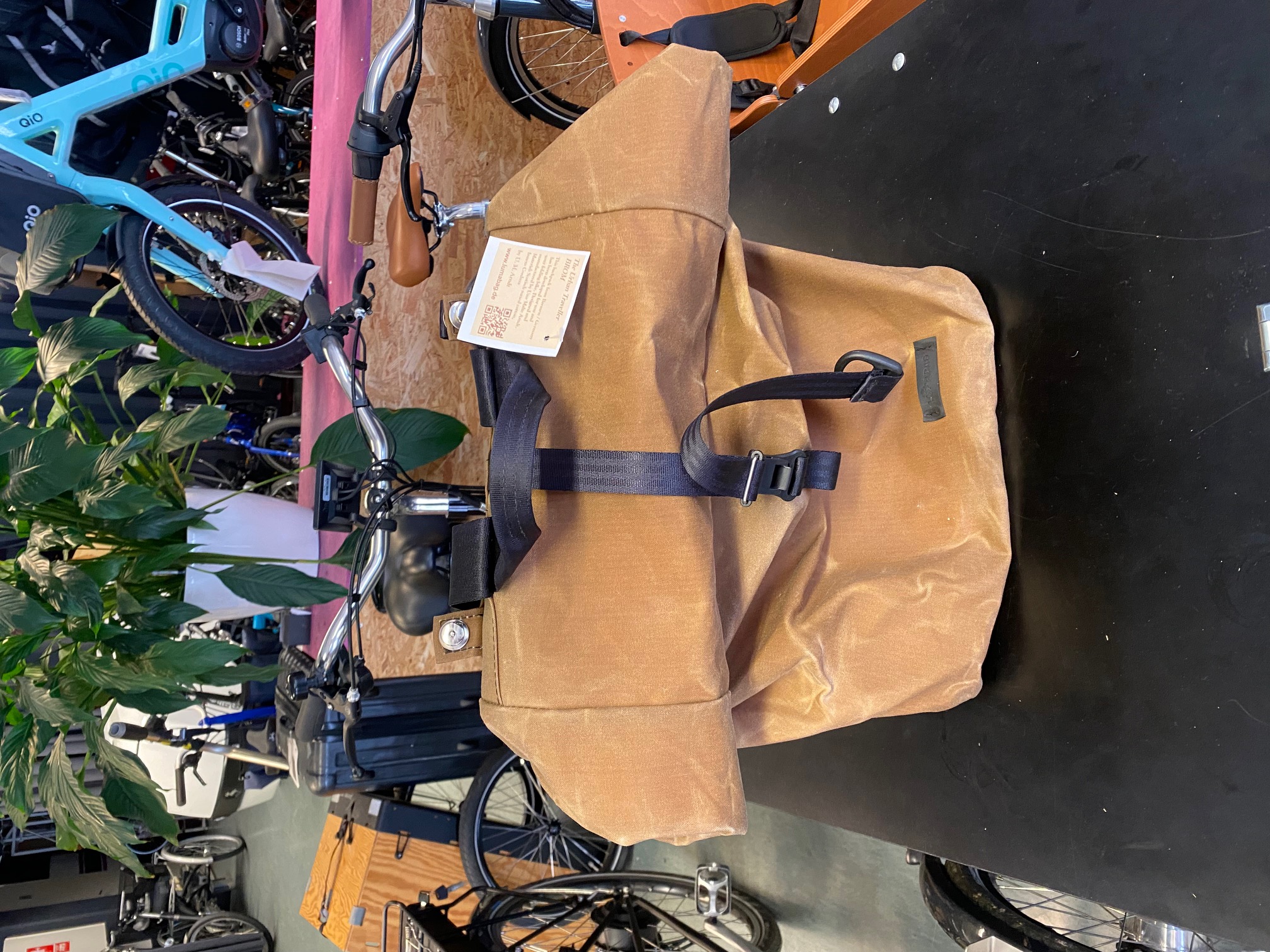 Brompton LUMA Bag - The Urban Traveller - waxbag